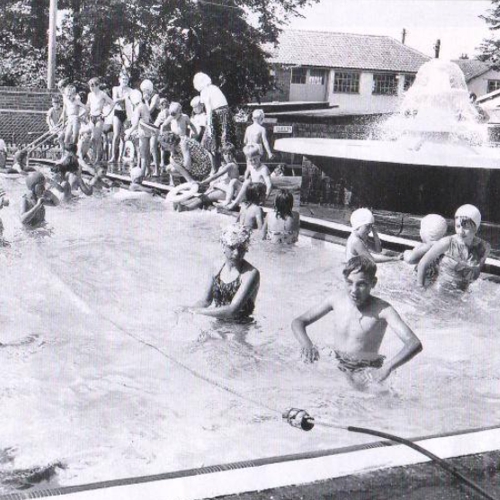 Blue Wave Swimming Pool, Diss- Lidos and Pools UK